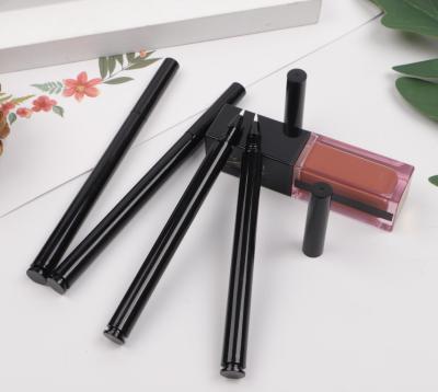 Cina Strumenti cosmetici 1.8mm liquidi di Pen Tip Size 1.5mm dell'eye-liner di stile di punta popolare del giro in vendita