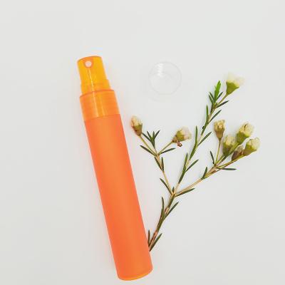 Cina Bottiglia di 15ML 20ML Matte Bottle Fine Mist Sprayers per Parfum in vendita