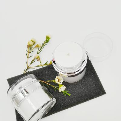 Cina 15 / strumenti portatili di trucco di viaggio della pompa 30/50g del barattolo del contenitore di facile impiego cosmetico crema acrilico vuoto senz'aria della bottiglia in vendita