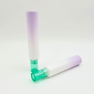 Cina Diametro vuoto su misura 25mm del cappuccio della radura dei tubi 20ml 40ml di compressione di colore per il gel dell'occhio in vendita