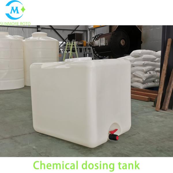 Quality Rotomolded 1500L Rectangular Plastic Tanks For High Load Operation / High Frequency Liquid Storage for sale