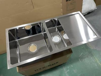 Cina Stazione di lavoro a doppia ciotola lavandino di cucina artigianale polacco con lavandino in vendita
