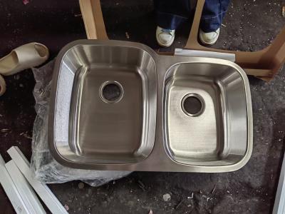 China 1.0mm 1.2mm Thickness Undermount Stainless Steel Kitchen Sink Rectangular Cabinet Design Easy Installation for sale