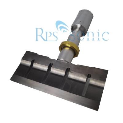 China coltello di taglio ultrasonico di 20khz 1000W per l'affettatrice dell'alimento for sale
