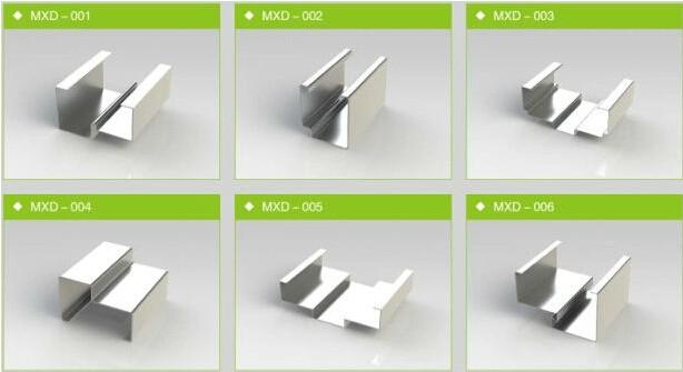 rotolo d'acciaio della struttura di porta che forma macchina