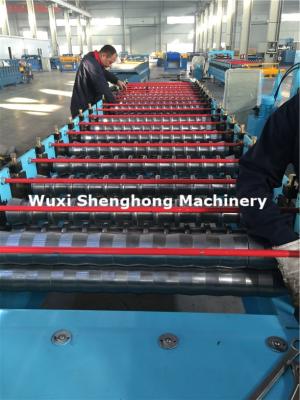 China Ketting Gedreven walst Automatisch het Vormen van Machine met het Snijden van Apparaat koud Te koop