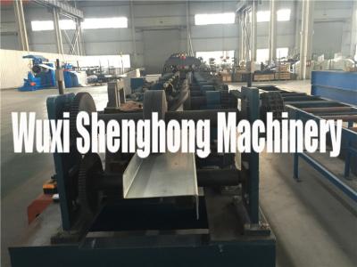 Cina La forma Purplin d'acciaio di Z lamina a freddo la formazione della macchina, macchinario della profilatura a rulli in vendita