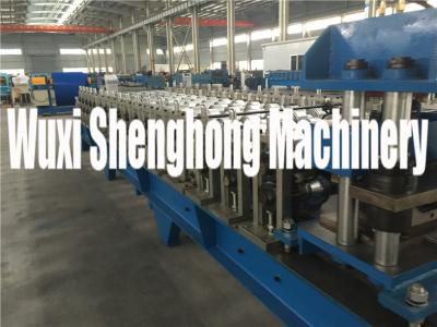 Cina Le serie delle mattonelle di tetto laminano a freddo la formazione della macchina con le stazioni di formazione determinate in posizione fissa in vendita