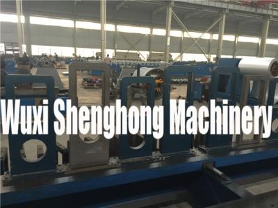 Cina Rotolo del tetto di serie della colonna del supporto che forma macchina, strato del tetto che fa macchina in vendita