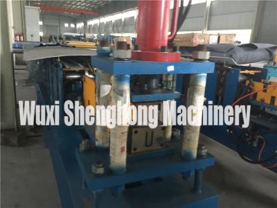China O manual para fora apresenta o rolo da telha de telhado que forma o bom desempenho da máquina à venda