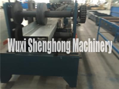 China Gemakkelijk Control-Cz Purlin Broodje die Machine vormen 3 Minuten Veranderingssnelheid Te koop