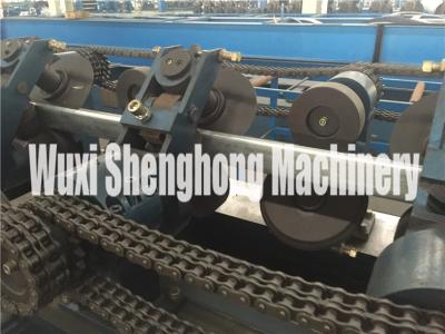 Cina Purlin idraulico di Z che forma macchina 3T Decoiler/5T Decoiler in vendita