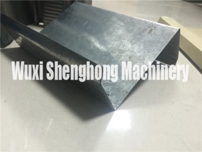 Cina Purlin d'acciaio della striscia Z che forma macchina una macchina di formazione automatica di 15 chilowatt in vendita