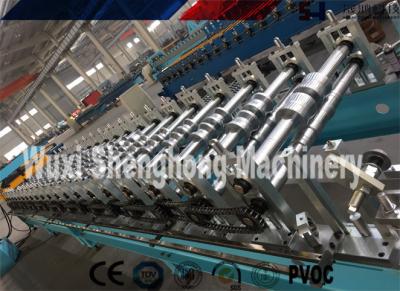 Cina Macchina automatica idraulica della forma del rotolo per lo strato d'acciaio del tetto di colore in vendita