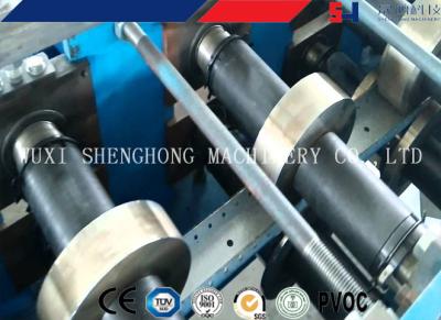 Cina La chiglia leggera della struttura d'acciaio lamina a freddo la formazione del rotolo completamente automatico a macchina che forma le linee in vendita