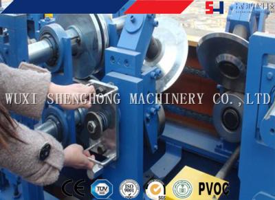 China C Z het Staalprofiel walst het Vormen van Machine Aangepast Voltage koud Te koop
