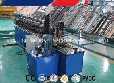 China Rolo de aço do quadro de porta do controlo automático que forma a máquina, de alta velocidade à venda