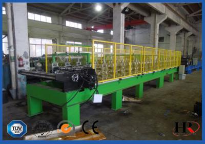 China O aço de 380 tensões lamina a formação da máquina, painel de sanduíche que faz a máquina à venda