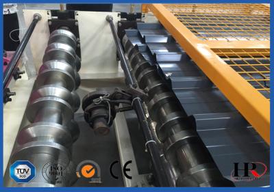 Cina Il rotolo d'acciaio colorato del tetto della glassa che forma la macchina 13 rema 15 m./min in vendita