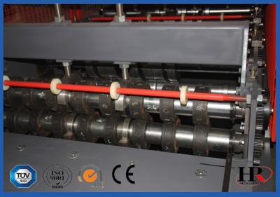 Cina Metallo di alta precisione che forma il rotolo dello strato pavimento di Decking/del macchinario che forma linea in vendita