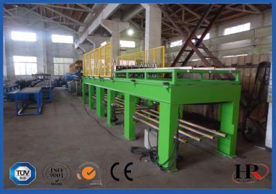 Cina Macchina multifunzionale del pannello a sandwich dell'isolamento ENV con la copertura di gomma di protezione in vendita