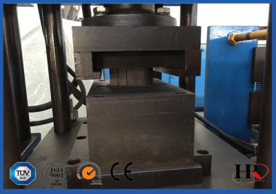China O manual para fora apresenta o rolo da telha de telhado que forma o bom desempenho da máquina à venda