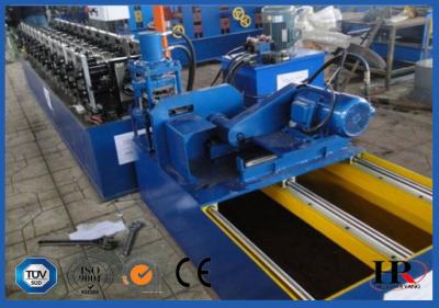 China Rolo de aço do quadro de porta do controlo automático que forma a máquina, de alta velocidade à venda