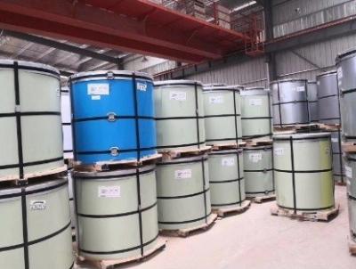 Cina Bobina di acciaio laminato a caldo per officine di strutture in acciaio - Coil preverniciati - Barriera di protezione industriale solida per edifici in vendita