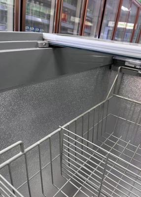 Cina Attrezzatura profonda del frigorifero del portello scorrevole del congelatore dell'esposizione dell'isola del pollo del supermercato in vendita