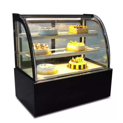 Cina Frigorifero per il pasticcio in vetro curvo di qualità professionale Perfetto per panetterie in vendita