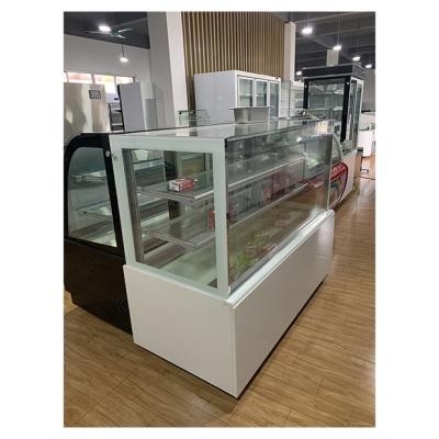 China Multi Layer Transparent Glass Cake Shop Uses Storage Display Cake Display Freezer for sale