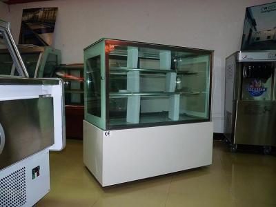 China 1.5 meter Vertical Chiller 660W , Cake Display Freezer 3 Shelf With Tough Glass for sale