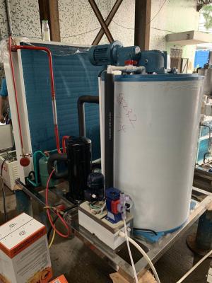 中国 R404Aの200KGの冷却する商業薄片の氷メーカー1/2/3トン容量 販売のため