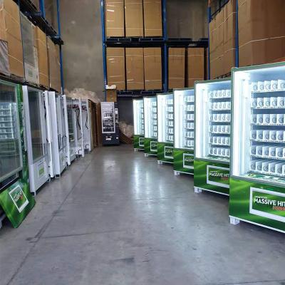 China Big Capacity Combo Snack Drinks Vending Machine With Lifetime Free Maintenance Service for sale