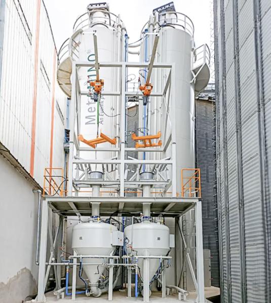 Quality Dia 10m Material Silo With Manhole Steel Flour Silo For Bakery for sale