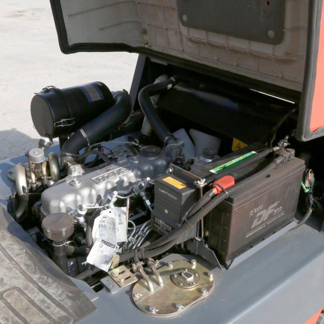 2.5ton 2.5t Diesel Forklift Truck with 3m 4.5m 4500mm Three Stage Full Free Mast Triplex Full Free Mast Fork Lift Hyster/Yale/Linde/Crown/Toyota/Hangcha
