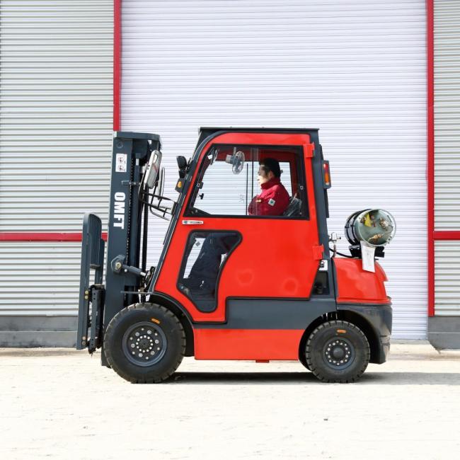 China Omft 2t LPG Gas Dual Fuel Petrol LPG Gasoline Forklift Fg20 with Impco