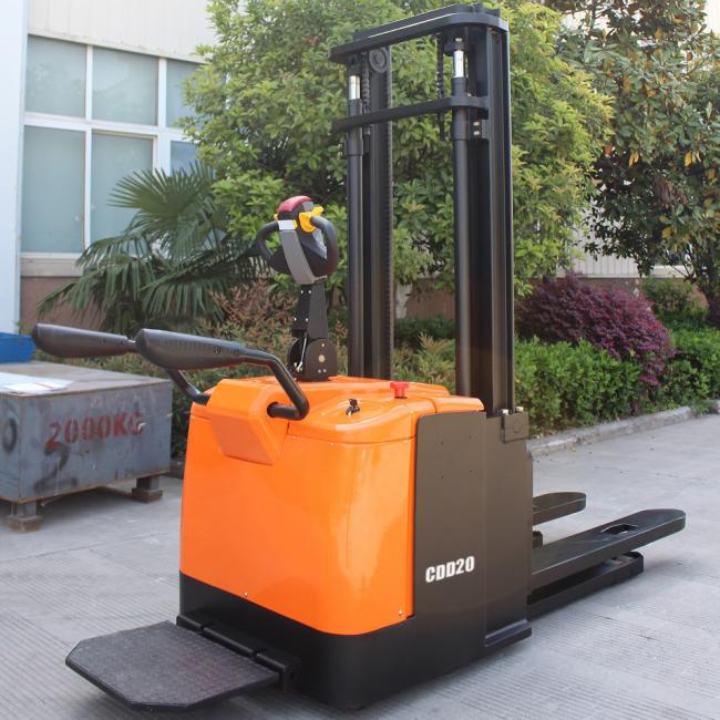 2.0 T 2000kg 2ton Electric Stacker Battery Operated Pallet Stacker with 3m 3000mm Duplex with Free Lift Fork Lift Pallet Stacker