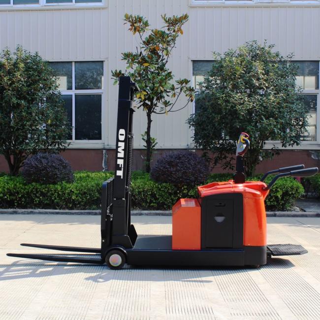 Material Handling Equipment Battery Powered Pallet Stacker Electric Counterbalance Stacker 1.5 Ton 1.5t with Fork Tilting Function