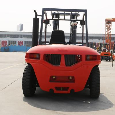 Cina 3m/4.5m/5m/6m Altezza di sollevamento Camione elevatore diesel con motore Perkins giapponese e pneumatici solidi in vendita