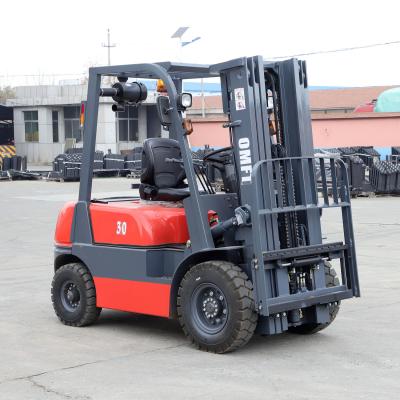 Cina Camion di forchetta diesel da 3 tonnellate con motore Mitsubishi S4s Isuzu in vendita