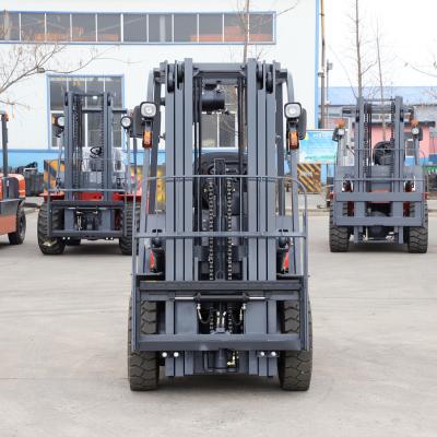 Cina Camion di forchetta diesel da 3 tonnellate con motore Mitsubishi S4s Isuzu in vendita
