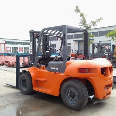 Cina 5 tonnellate di carrello elevatore diesel CPCD50 con altezza di sollevamento di 4,5 m e raggio di rotazione minimo di 3250 mm in vendita