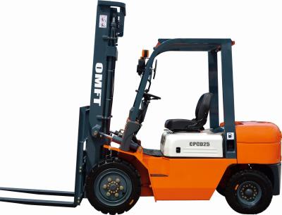 China 2.5 Tonnen Diesel Vorklift Vorklift Truck Min. Draaiingstraal 2280 mm binnen de markt Te koop