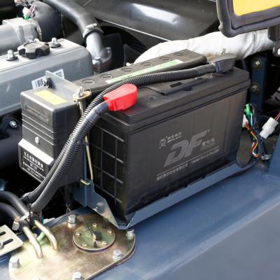 Cina 3.5 tonnellate di carrello elevatore diesel con albero a contenitore triplo e albero a tre stadi a cambio laterale in vendita