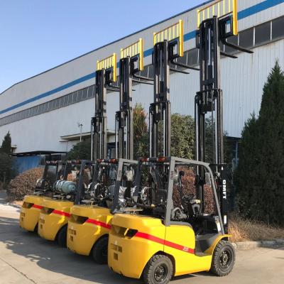 China Motor japonês Yammar 3t em diésel em empilhadeira com mastro de contêiner triplex e mudança lateral à venda