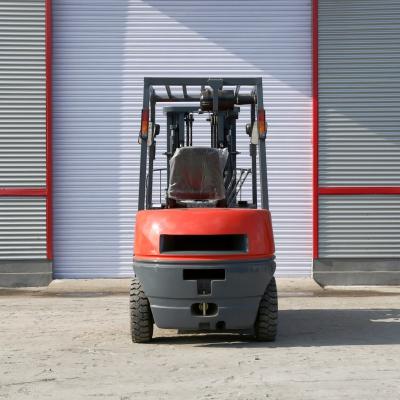 Cina 2.0 tonnellate di 2 t di carrello elevatore diesel a quattro ruote carrello elevatore per magazzini con motore Mitsubishi in vendita