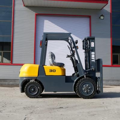 Cina Motore Kubota 3 tonnellate 3000 kg Fd30 Camionforcella Diesel Camionforcella può lavorare in container in vendita