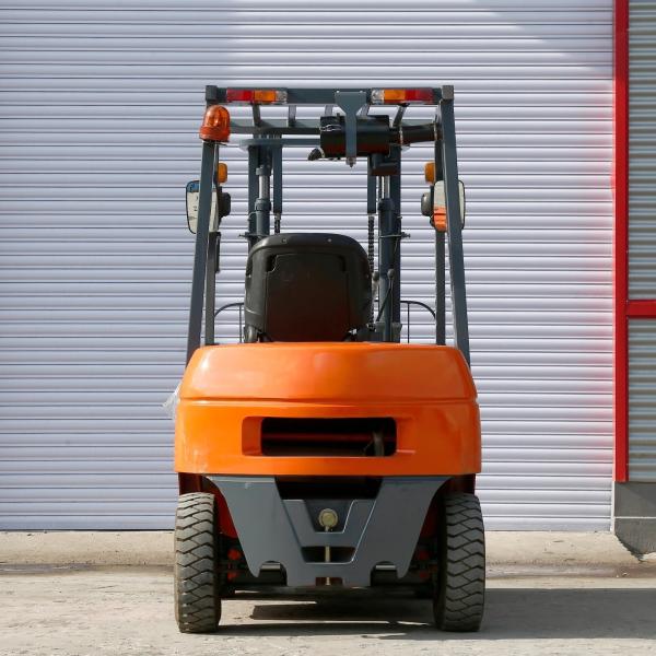 Quality 3.0 Ton 3t Counter Balance Diesel Forklift Truck with Steel and Rubber Materials for sale