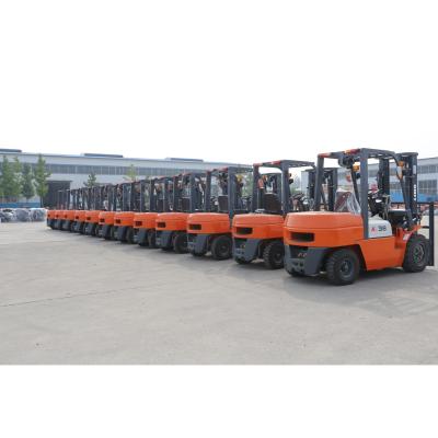 Cina 3.5 tonnellate di carrelli elevatori in acciaio e gomma adatti a vari mercati nazionali CE ISO approvato in vendita